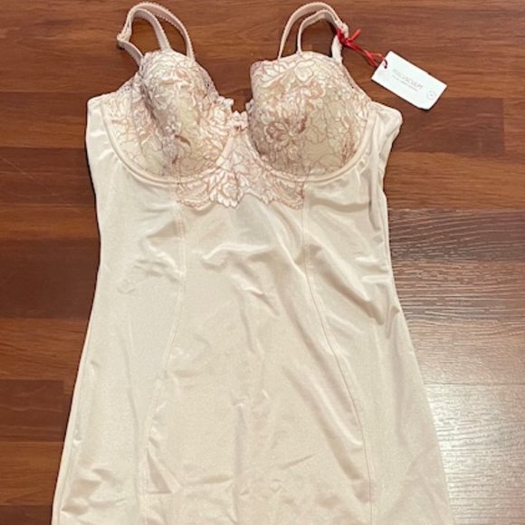 Magisculpt | Intimates & Sleepwear | Nwt Magisculpt Firm Control Ella ...